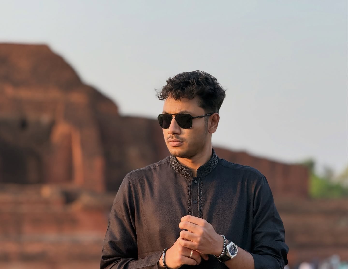 Azraf Al Monzim Photo Gallery | Azraf Al Monzim